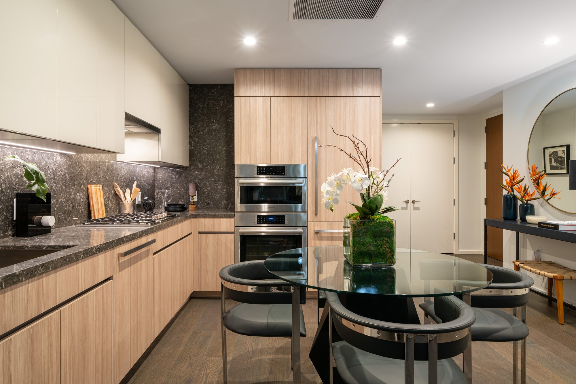 Residences in DTLA | THEA at Metropolis | Residences